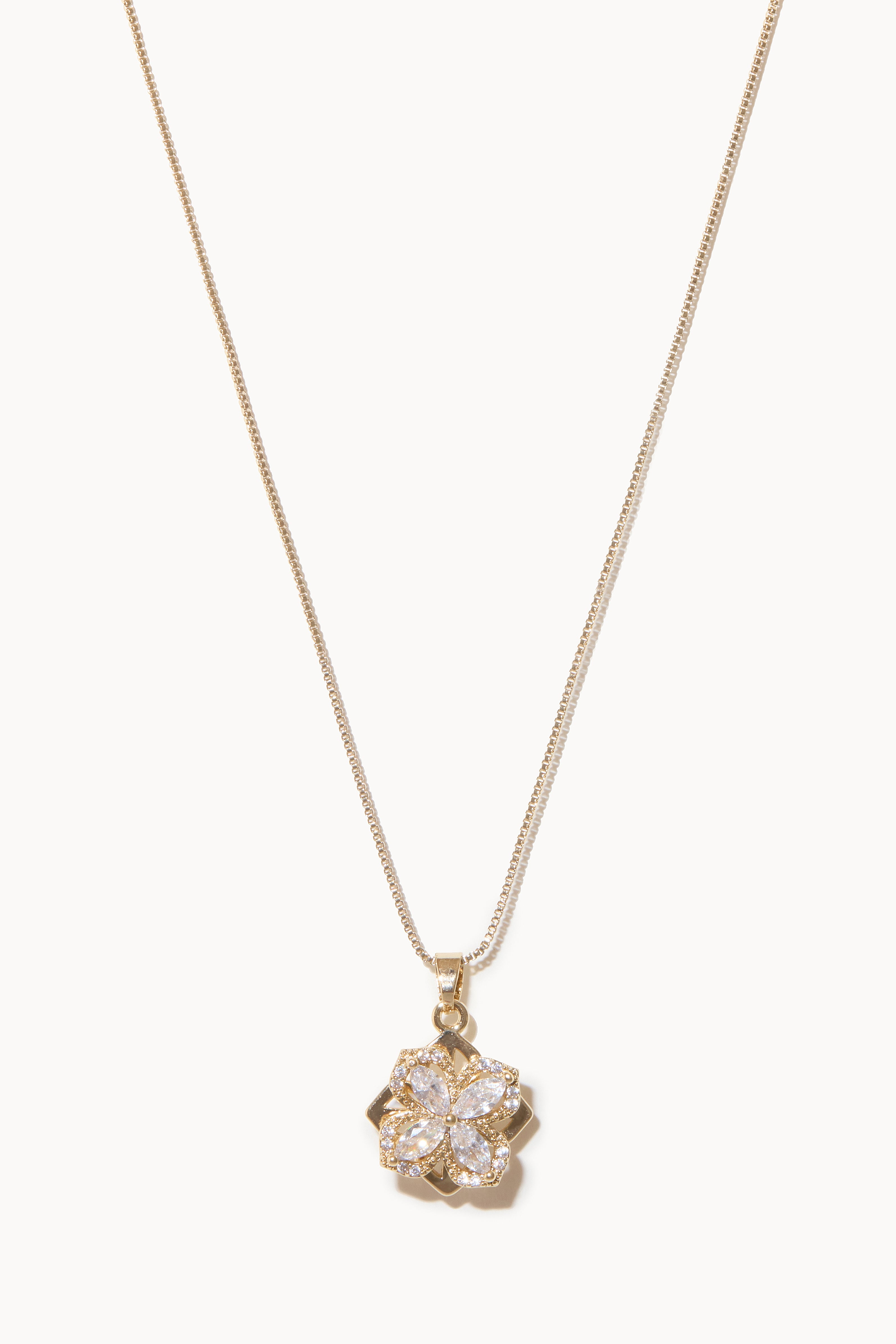 Clover Necklace – The Ordinary Co